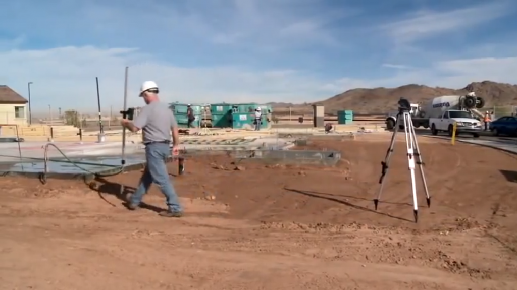Cómo nivelar fácilmente un terreno con niveles láser y telémetros - Revista Ferrepat
